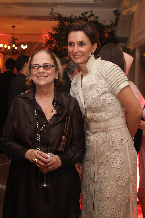 Novo menu na Pérgula, nova baronesa no high… | Hildegard Angel